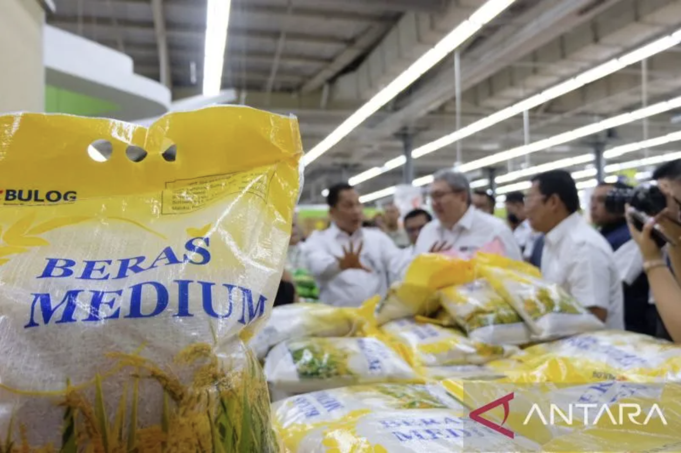 Bulog Perluas Jangkauan Program SPHP dengan Gandeng Hypermart