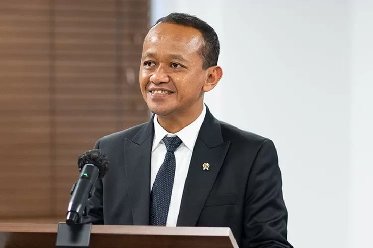 Bahlil Tahan Ekspor Listrik ke Singapura Demi Kepentingan Nasional