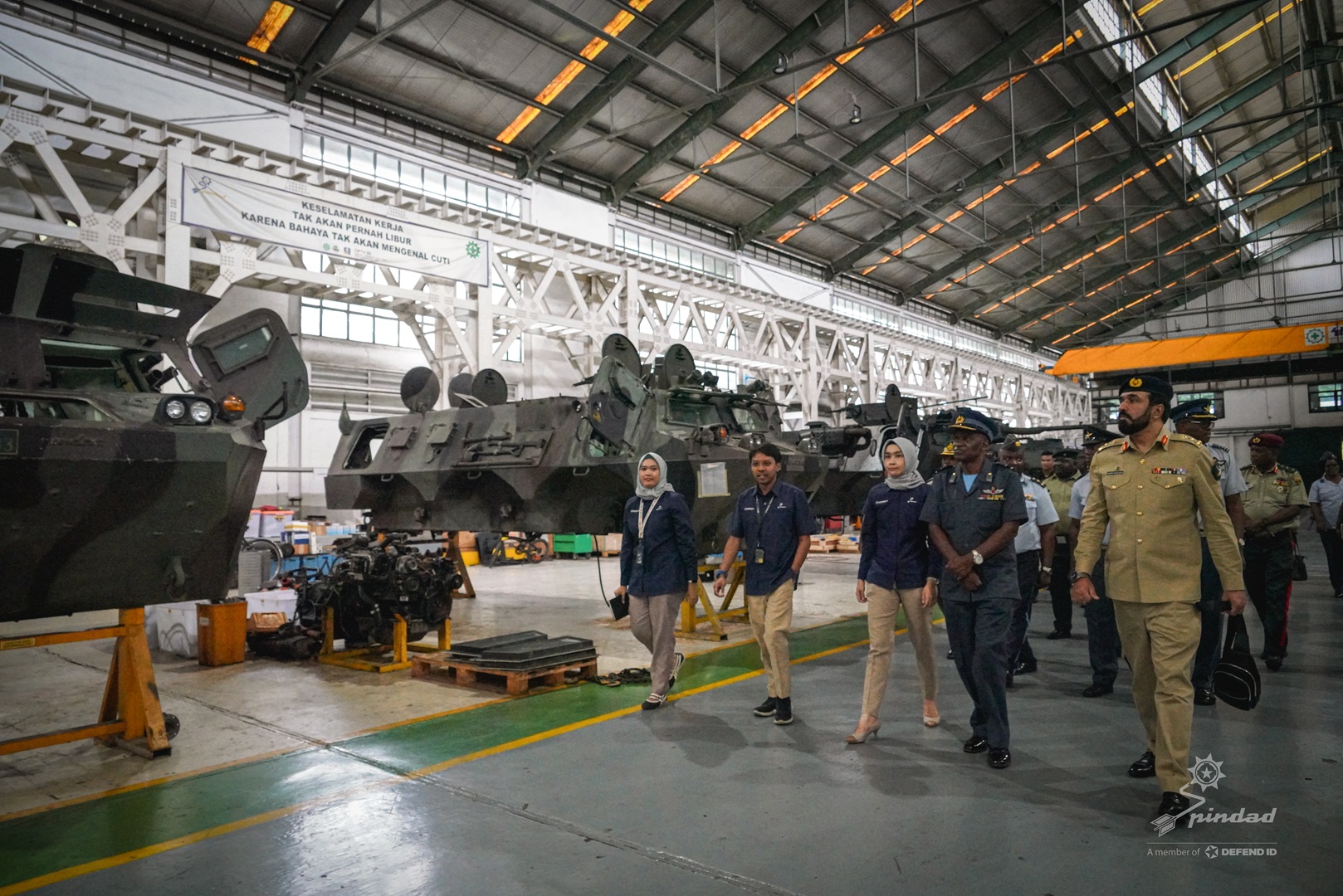 PT Pindad Terima Kunjungan Delegasi Zimbabwe National Defence University